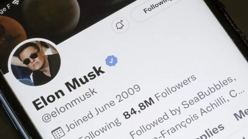 Elon Musk conclui compra do Twitter por US$ 44 bi